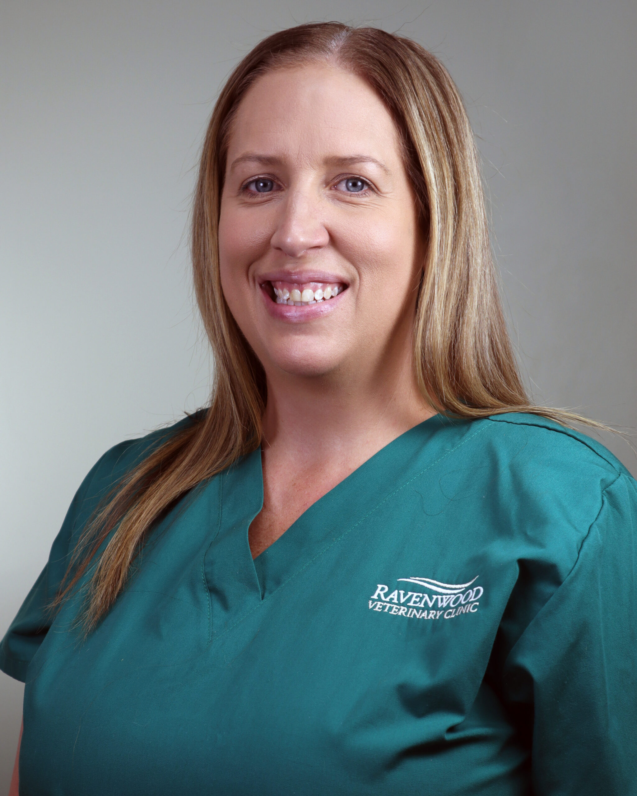 Leslie Coleman, DVM | Ravenwood Veterinary Clinic